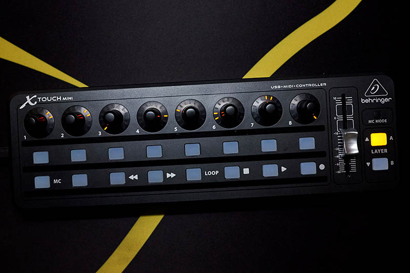 Editarea fotografiilor cu Behringer Xtouch Mini – Ghidul DSLR